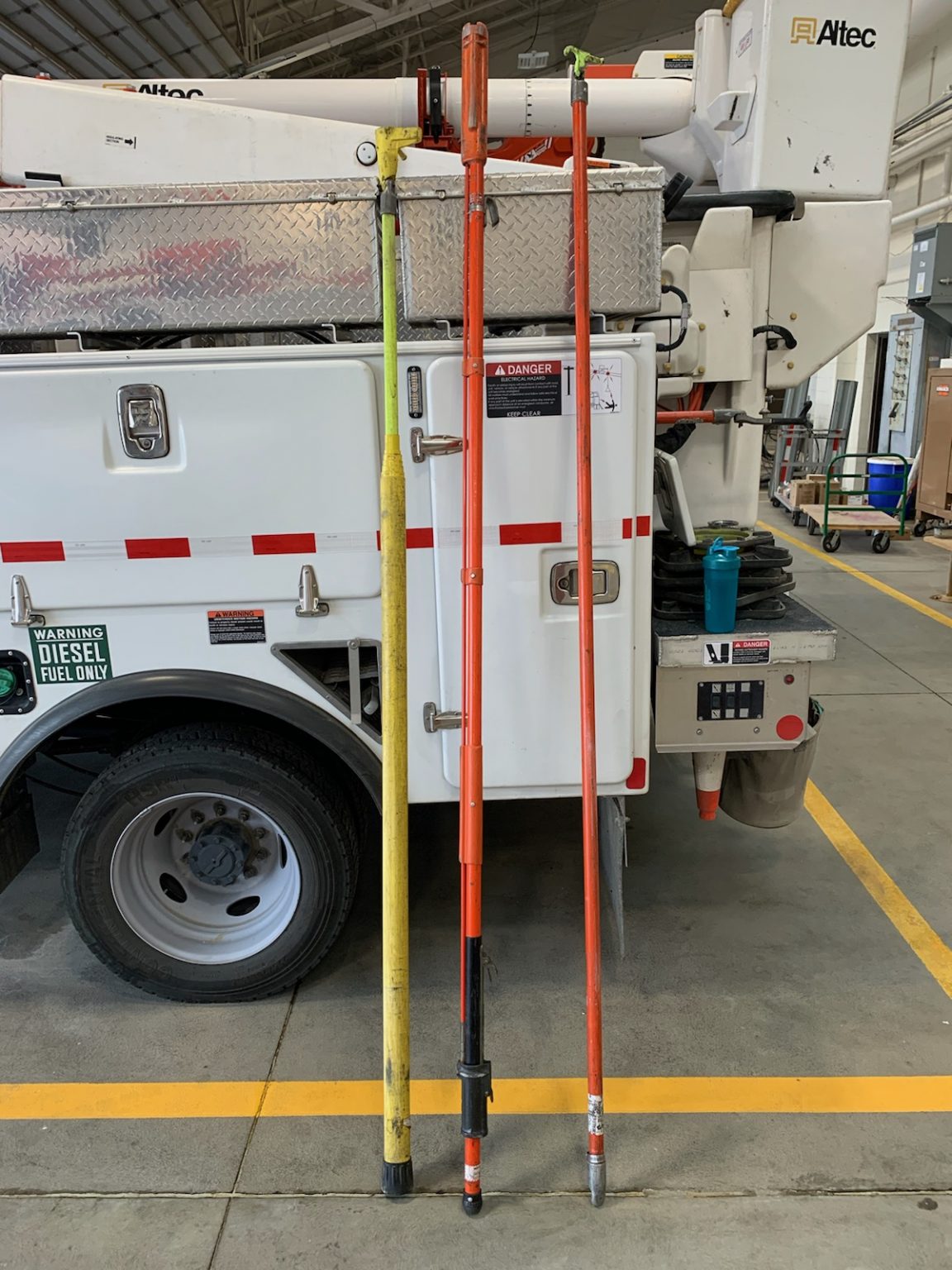 How Does That Work: What is a hot stick? - OPPD - The Wire