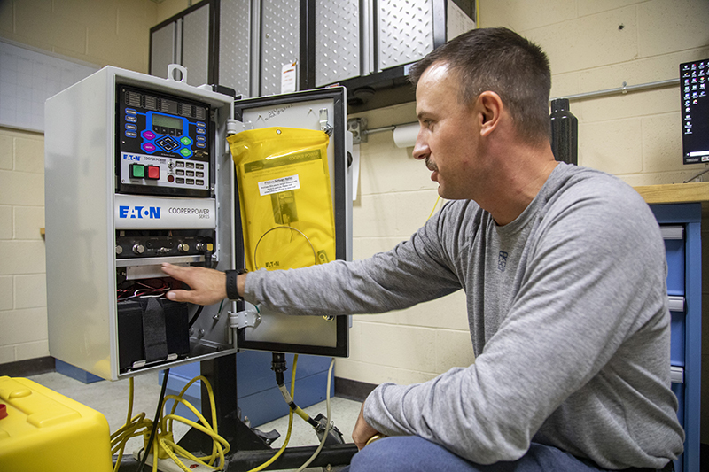 Automation technicians have key role in utility's future - OPPD - The Wire