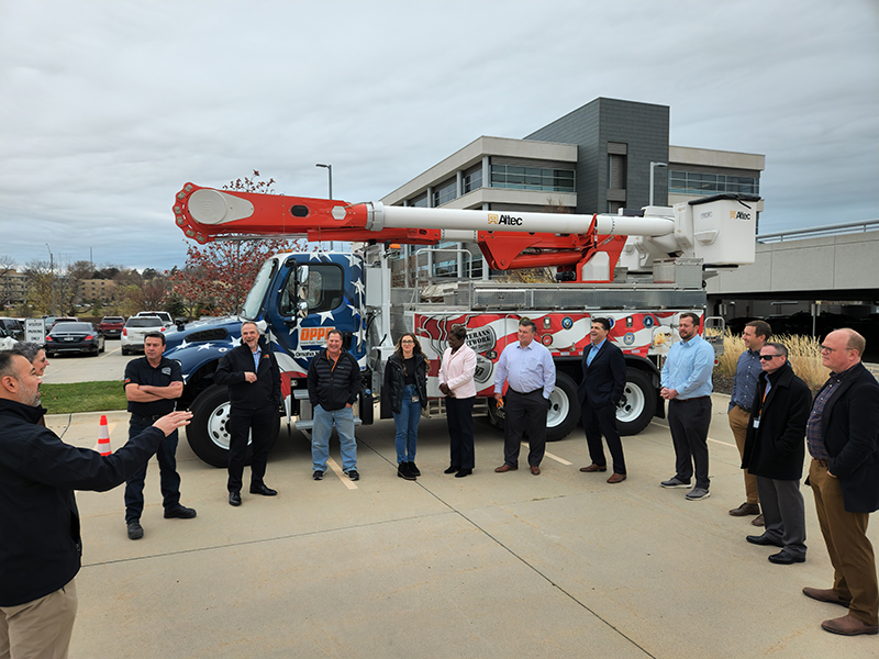 Decorated OPPD truck honors veterans - OPPD - The Wire