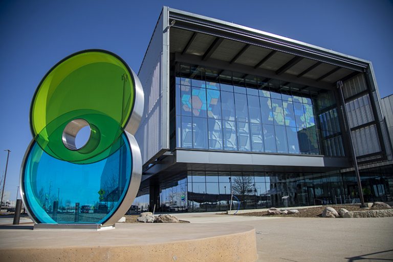 Kiewit Luminarium brings science to life - OPPD - The Wire