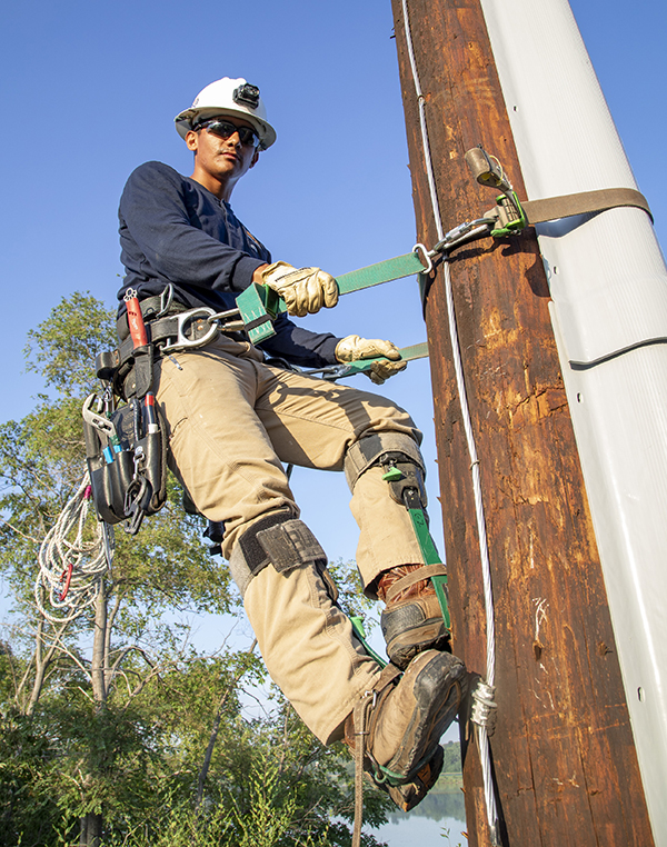 Climbing a core skill for OPPD lineworkers - OPPD - The Wire