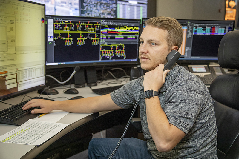 Crucial crew helps ensure safety, restore power - OPPD - The Wire