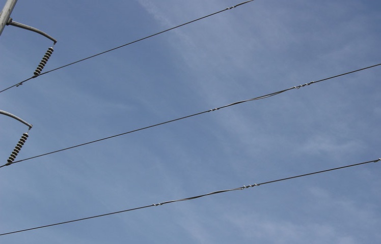 OPPD expanding air-flow spoiler use to help prevent galloping lines ...