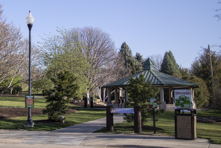 6 ways to explore the OPPD Arboretum - OPPD - The Wire