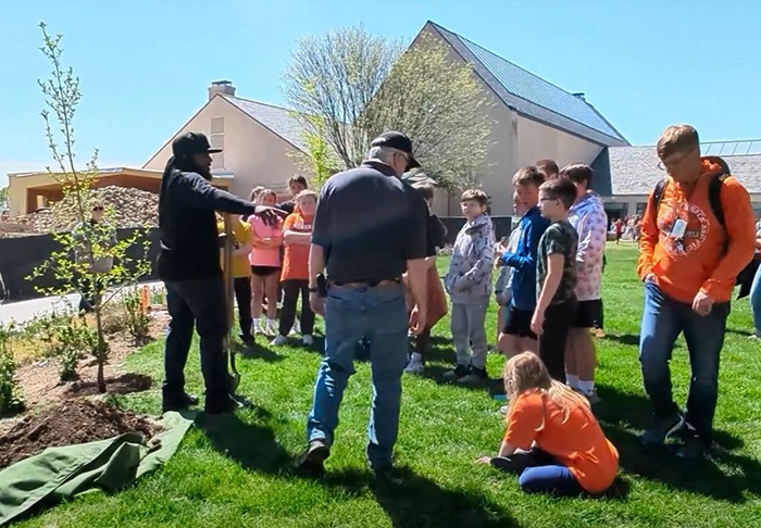 Kids learn about the benefits of trees - OPPD - The Wire