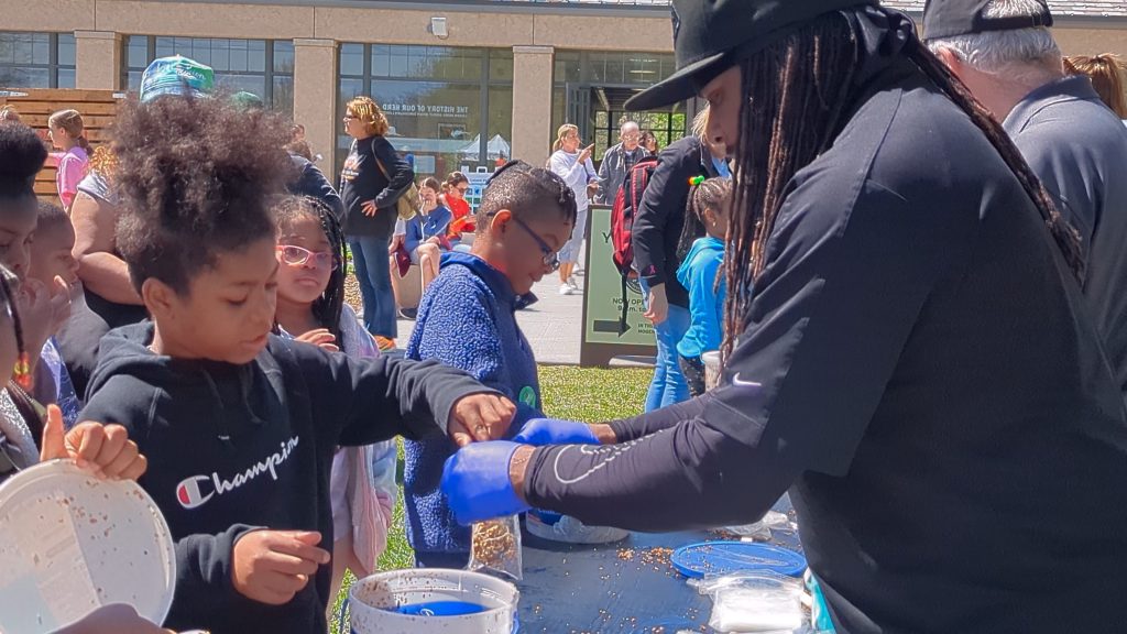 Kids learn about the benefits of trees - OPPD - The Wire